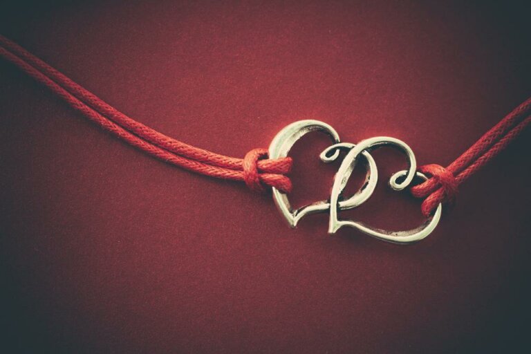 La légende du fil rouge