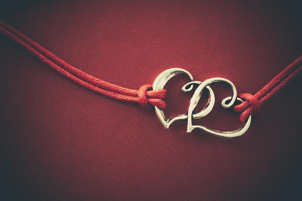 La légende du fil rouge